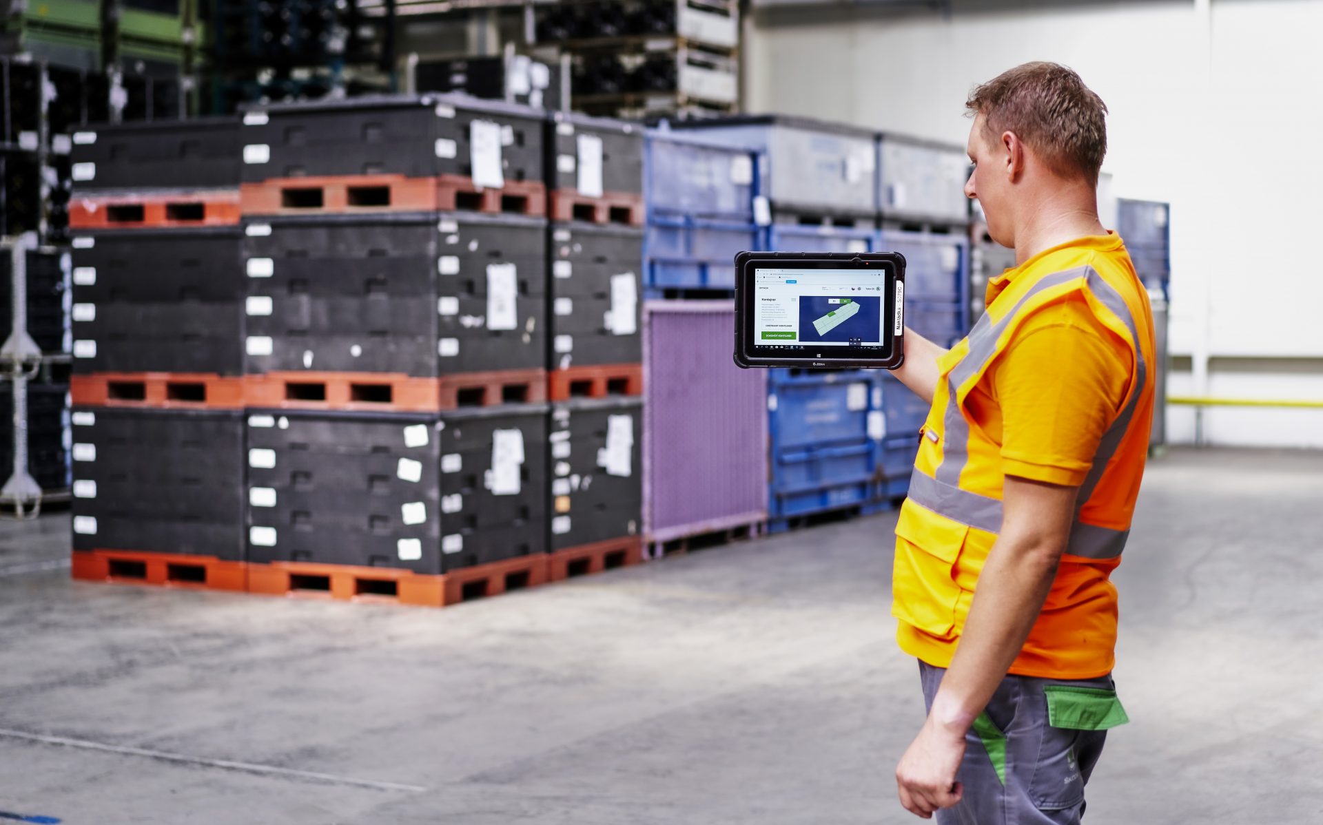 Logistic optimization with the help of automated systems.